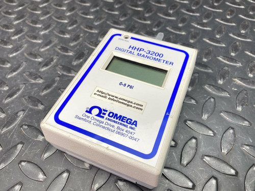 Omega Model HHP-3200 Digital Manometer 0- 5 PSI Omega HHP-3200