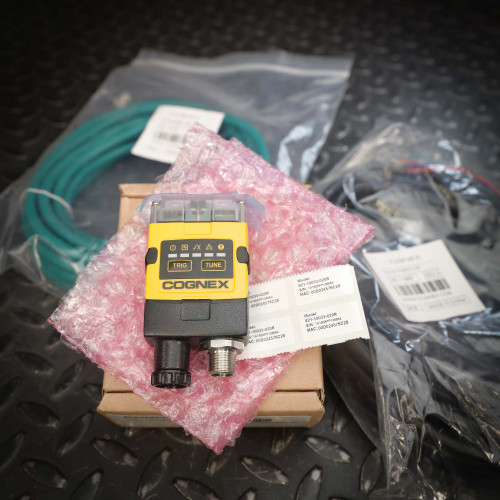 Cognex DMR-260X-1120 DataMan Scanner with Cables