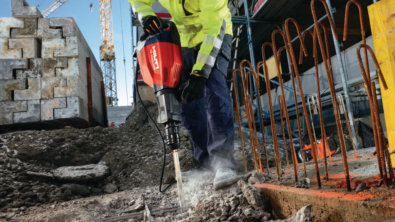 TE 1000-AVR Concrete Breaker Package