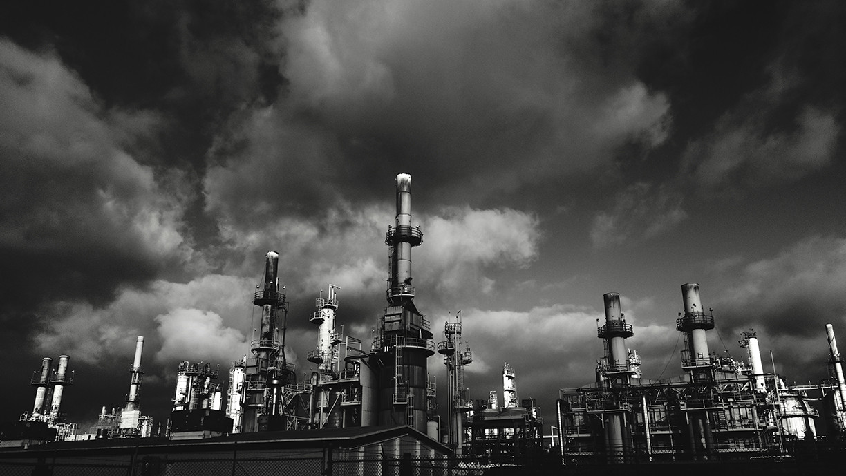 FATHOM | Carson Oil Refinery Photo by Rich Abagon | Photo Iconix