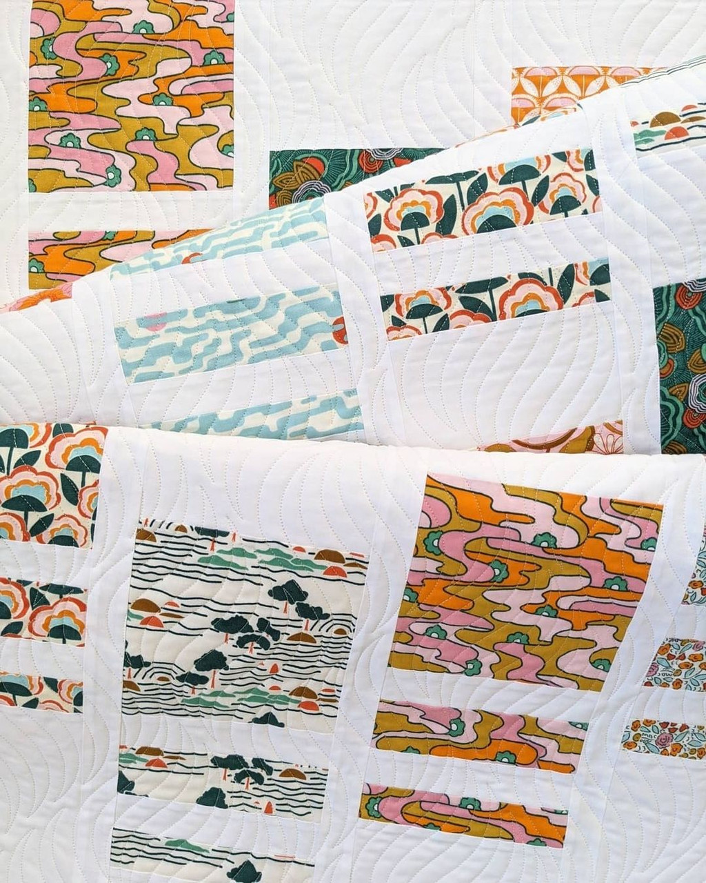 GOOD VIBRATIONS QUILT Kit - Cloud 9 Organic 54" X 70" (137x 177 cm ...