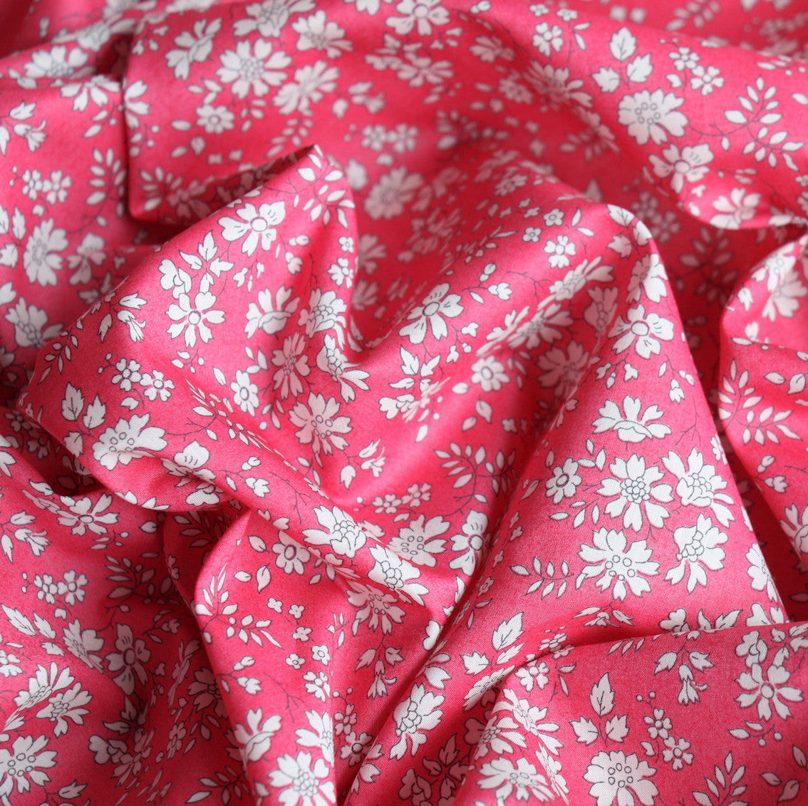 LIBERTY FABRICS - CAPEL B Pink 100% ORGANIC Cotton Tana Lawn, Per Half ...