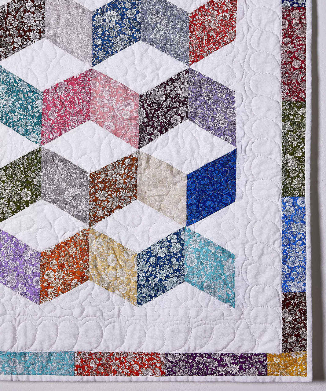 LIBERTY QUILTING, EMILY BELLE in Peacock A - ELEGANTE VIRGULE CANADA