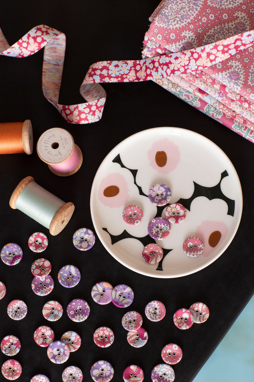 TILDA BUTTONS Plum Garden - Set of 9 buttons, ELEGANTE VIRGULE CANADA