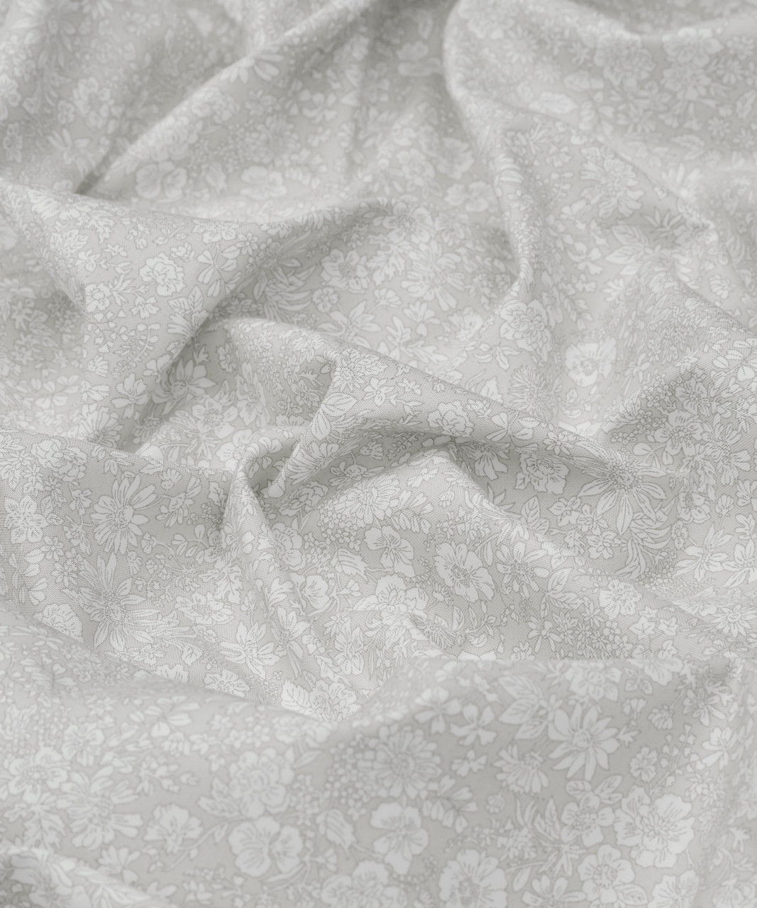 LIBERTY QUILTING, EMILY BELLE in Silver Birch - ELEGANTE VIRGULE CANADA