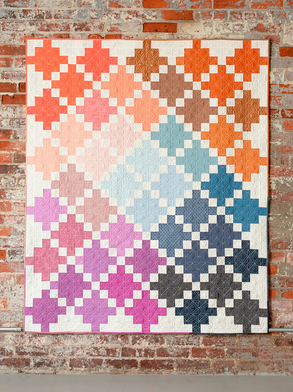 Lo and Behold CELTIC CROSSING Quilt Paper Pattern - ELEGANTE VIRGULE CANADA