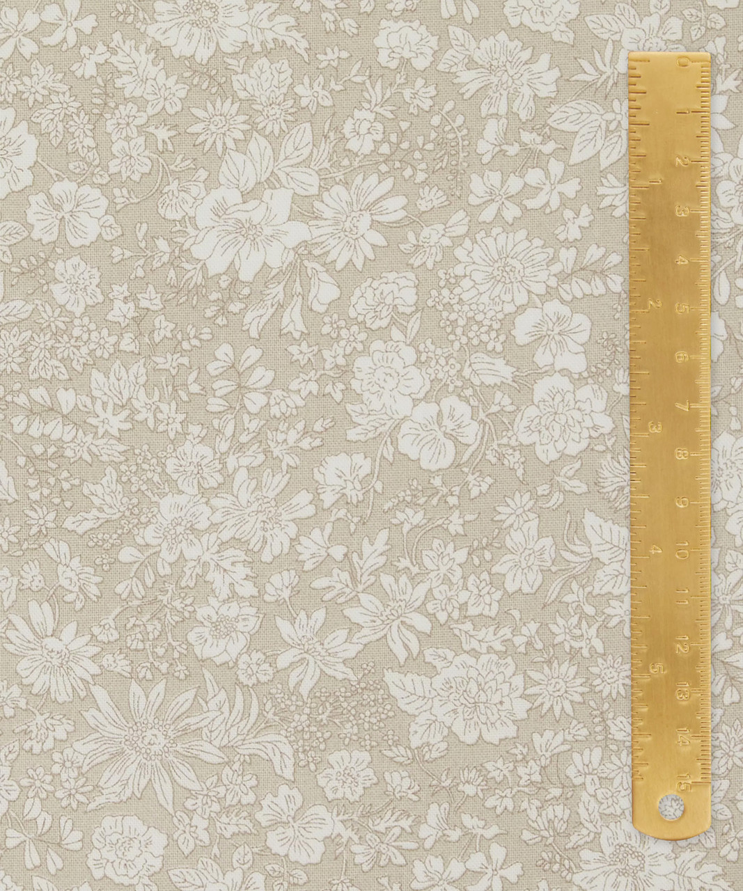LIBERTY QUILTING, EMILY BELLE in Oatmeal - ELEGANTE VIRGULE CANADA