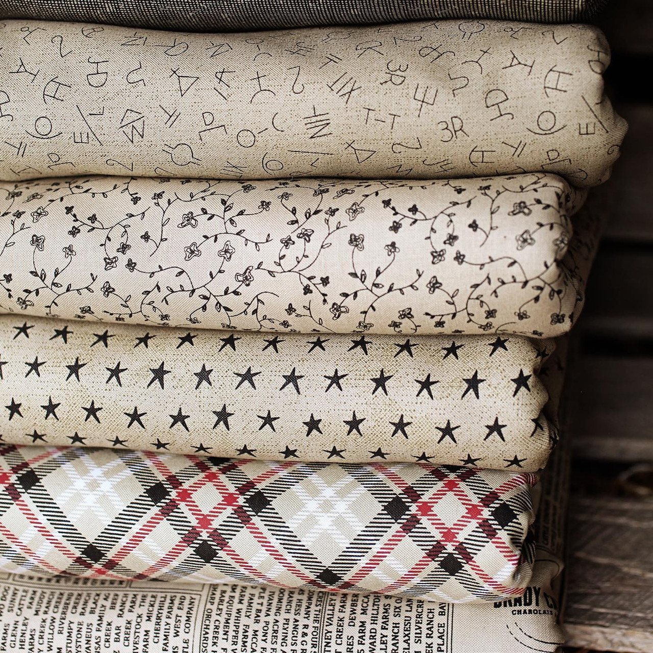 MODA SWEETWATER Branded, PLAID in Sand - ELEGANTE VIRGULE CANADA ...