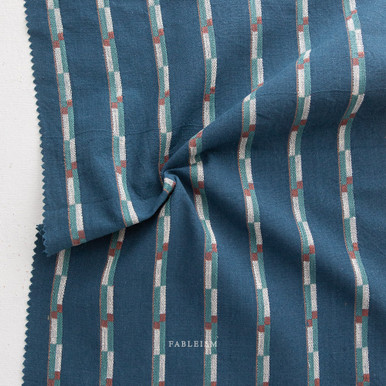 FABLEISM, Monarch Grove, TRACK STRIPE in Navy - Elegante Virgule Canada