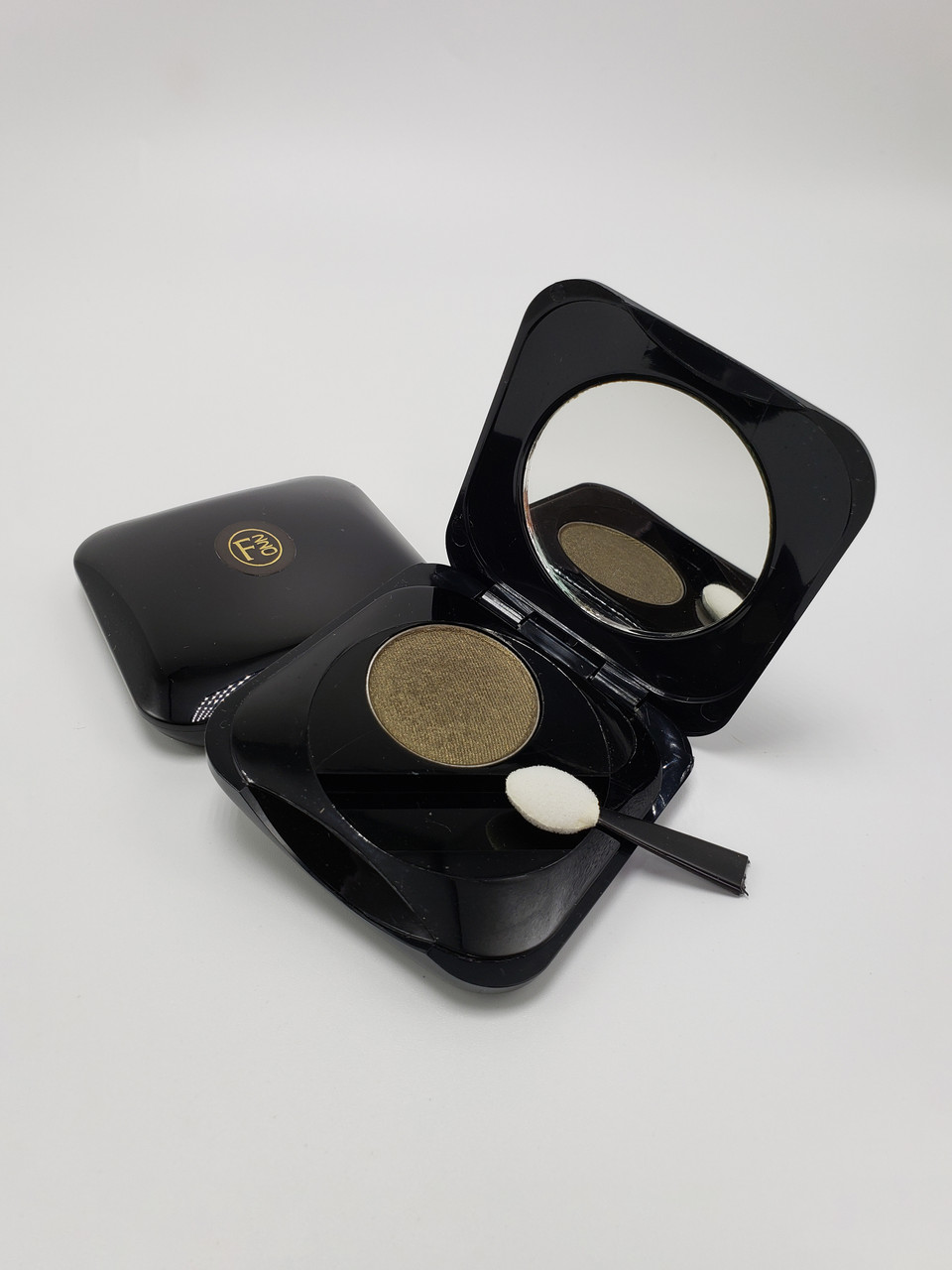 Pressed Powder Eyeshadow | Fashion 220 Water-Based Cosmetics