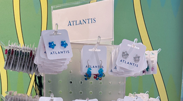 Atlantis Bahamas Gift Shop - Azar Displays