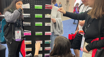 pc/nametag's Ribbon Display - Azar Displays