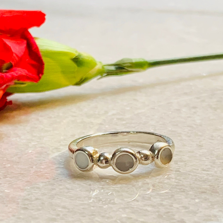three dots ring - hollydayco