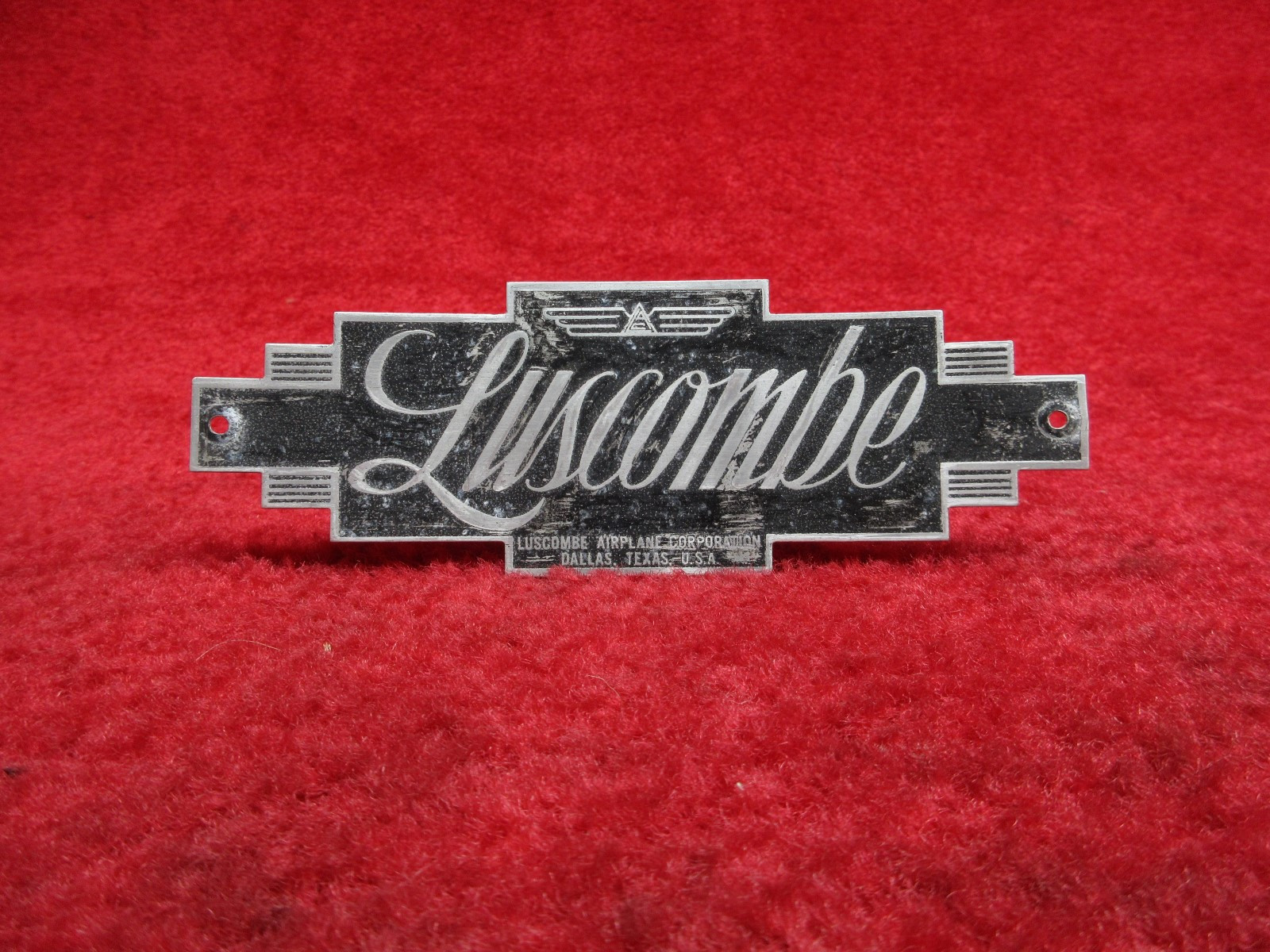 Luscombe 8F Silvaire Emblem Placcard