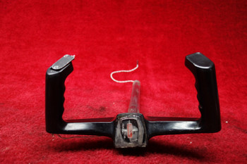 Piper PA-28R-180 Arrow RH Control Wheel Yoke PN 79276-00, 79276-000