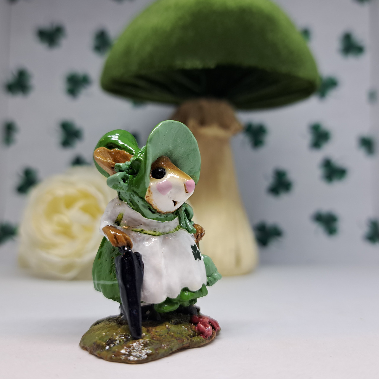 Wee Forest Folk Miniatures M-195b - Lady Mousebatten (Shamrock ...