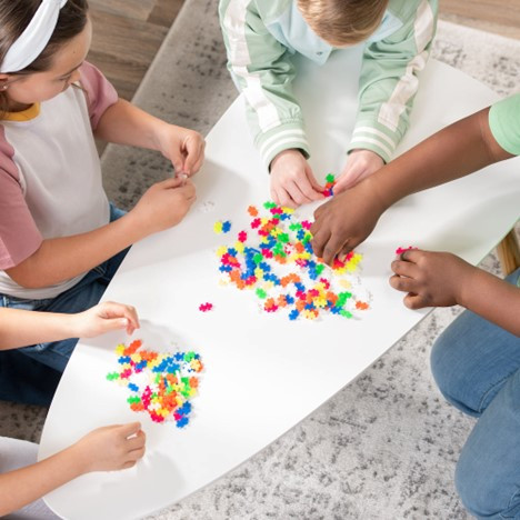 Plus Plus Open Play Building Set, 600 Basic Color Pieces - Endeavour Toys