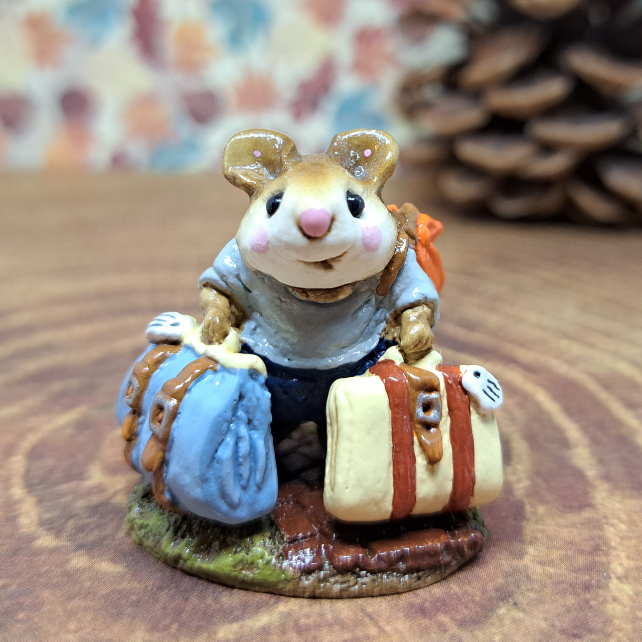 Wee Forest Folk Miniatures M-110 - Traveling Mouse - Endeavour Toys