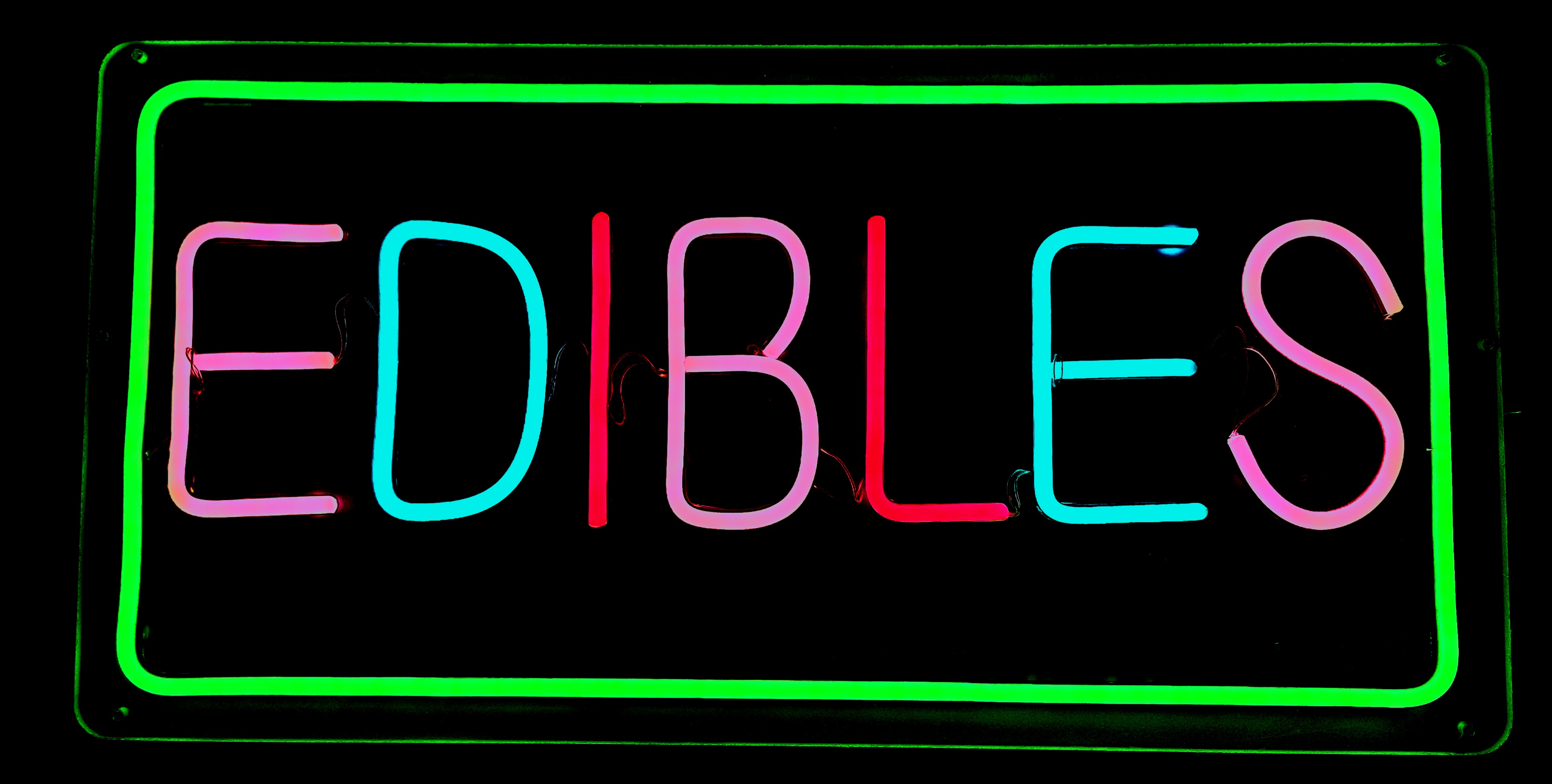 SMOKE ACCESSORIES - Page 1 - World Wholesale