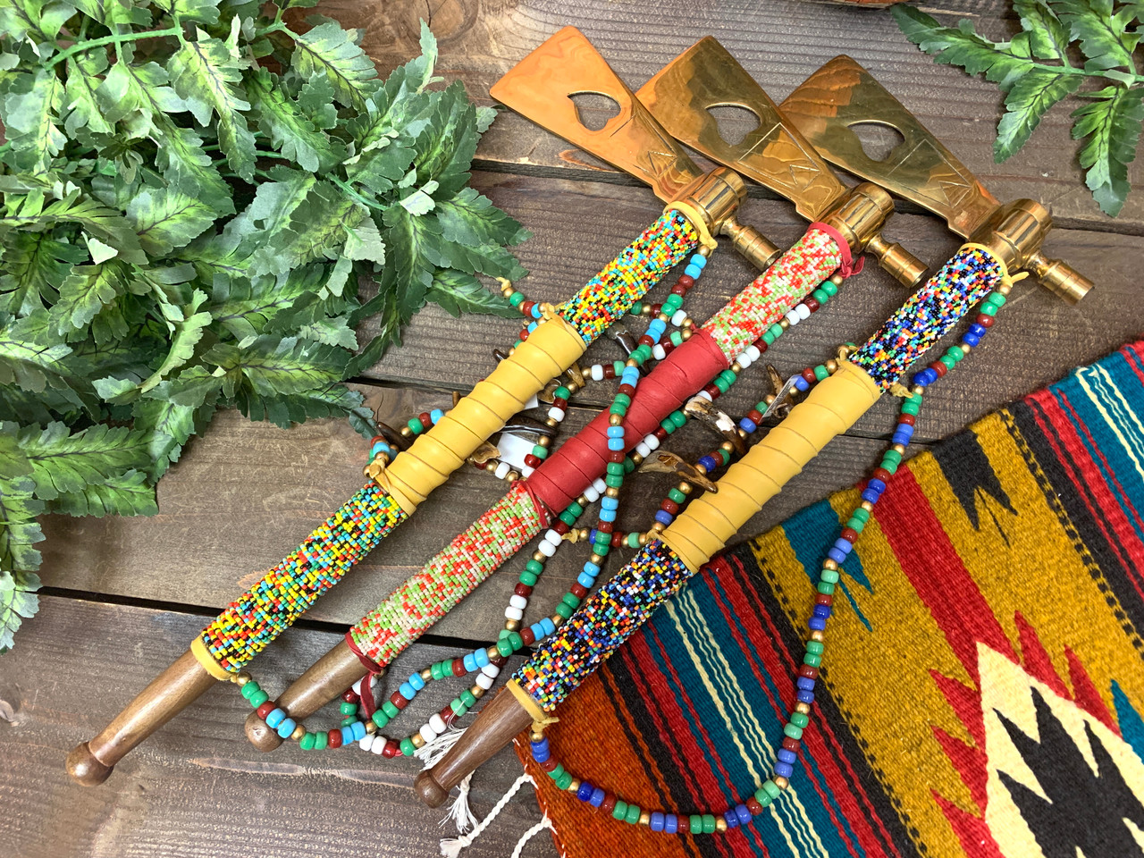 Assorted Creek Indian Beaded Tomahawk Pipes 19" (29bc51) - Mission Del ...