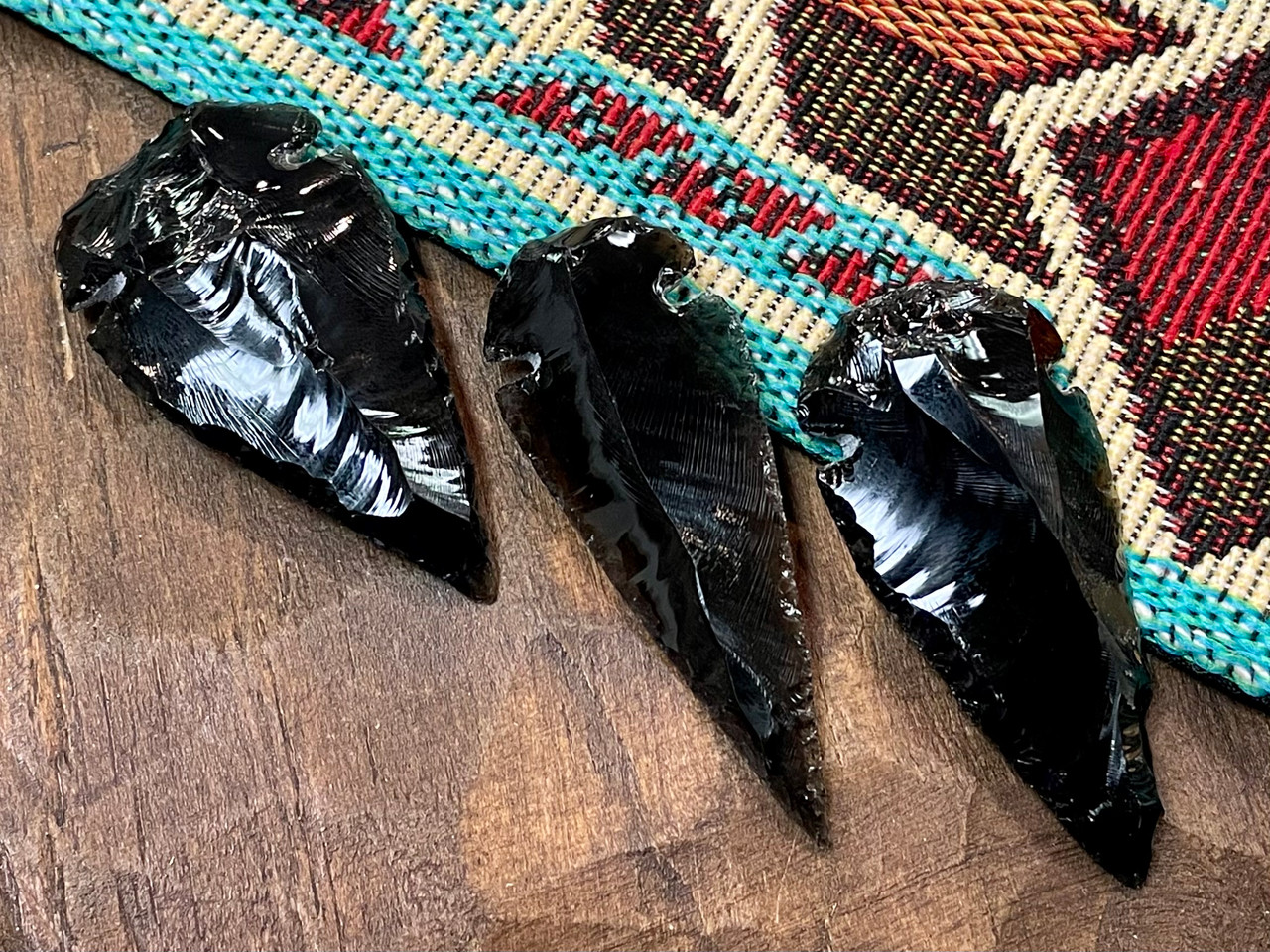 Hand Napped Obsidian Glass Arrowhead 2"-3" (184apohobs2)