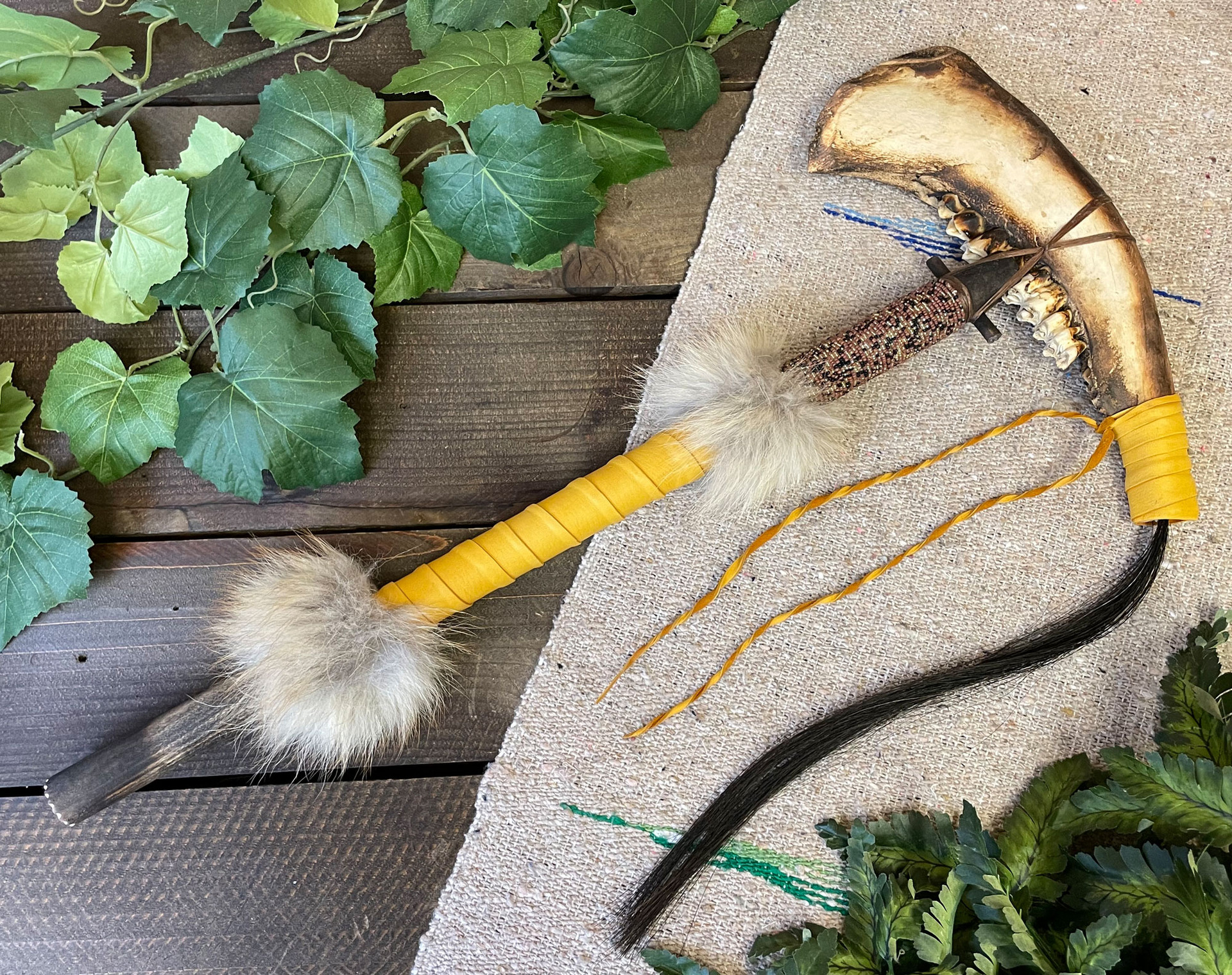 Native American Jaw Bone Tomahawk 27.5" (t261) - Mission Del Rey ...