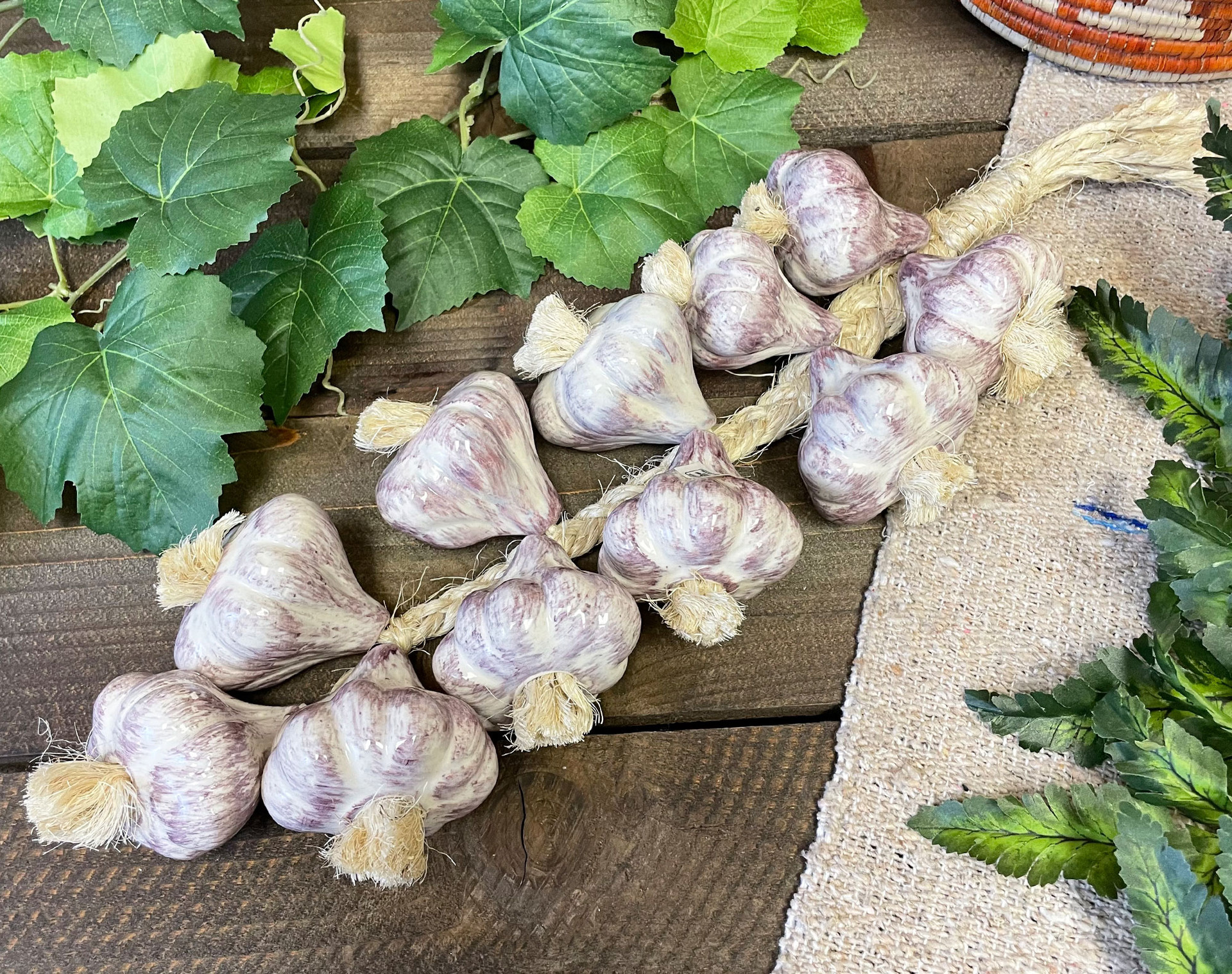 Mexican Ceramic Garlic Ristra (2bc255) - Mission Del Rey Southwest