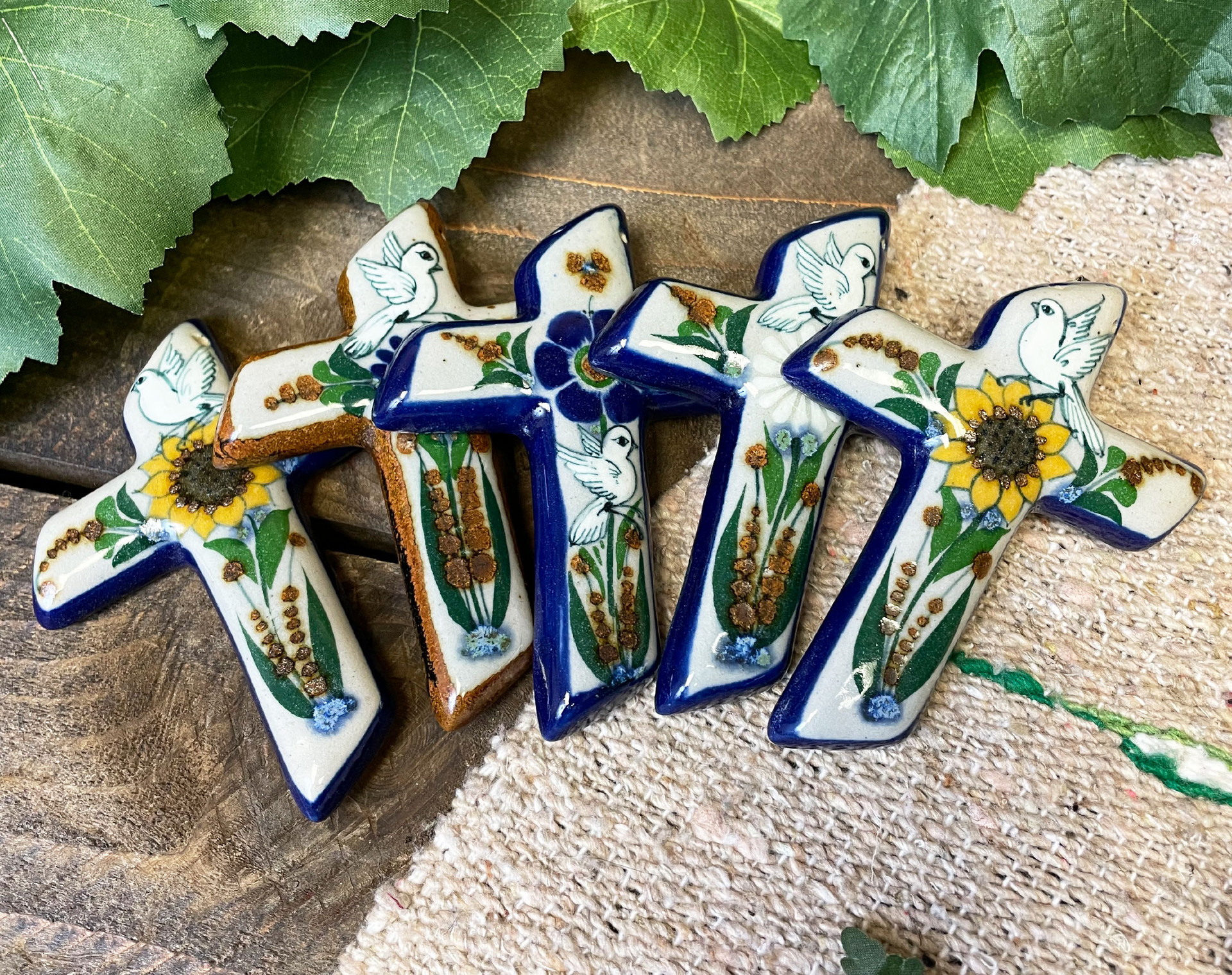 Assorted Glazed Ceramic Wall Cross 4.25" (2bc318) - Mission Del Rey ...