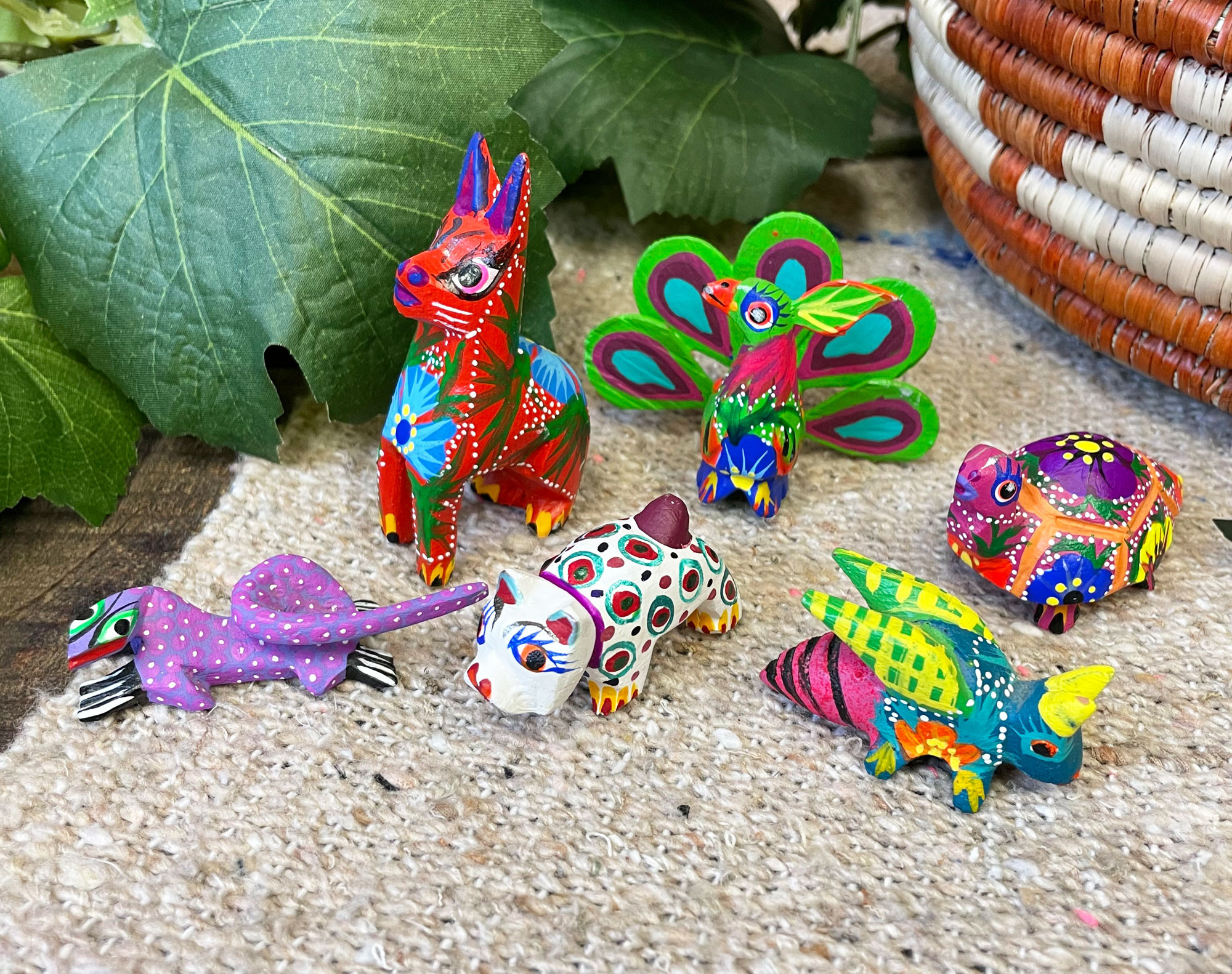 Assorted Hand Painted Alebrije Animal (12bc206) - Mission Del Rey ...