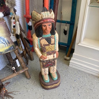 Rustic Western Painted Wood Cigar Indian (72bc10)