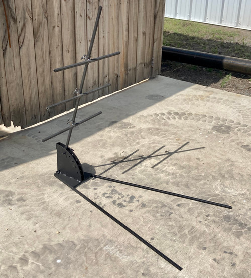 Asado Cross with Adjustable Base