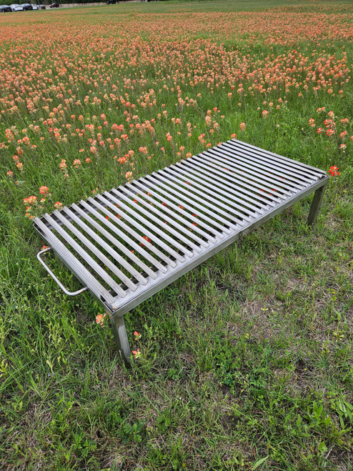 Asado Grill with V-Grate & Drip Pan