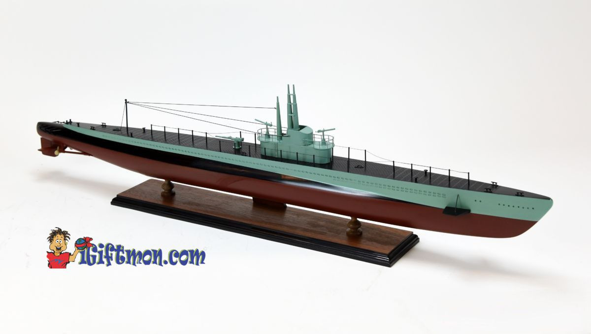 MS QUEEN VICTORIA PASSENGER CRUISE SHIP MUSUEM MODEL