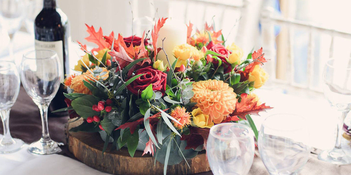 28 Stunning Dining Table Centrepieces - Furniturebox UK