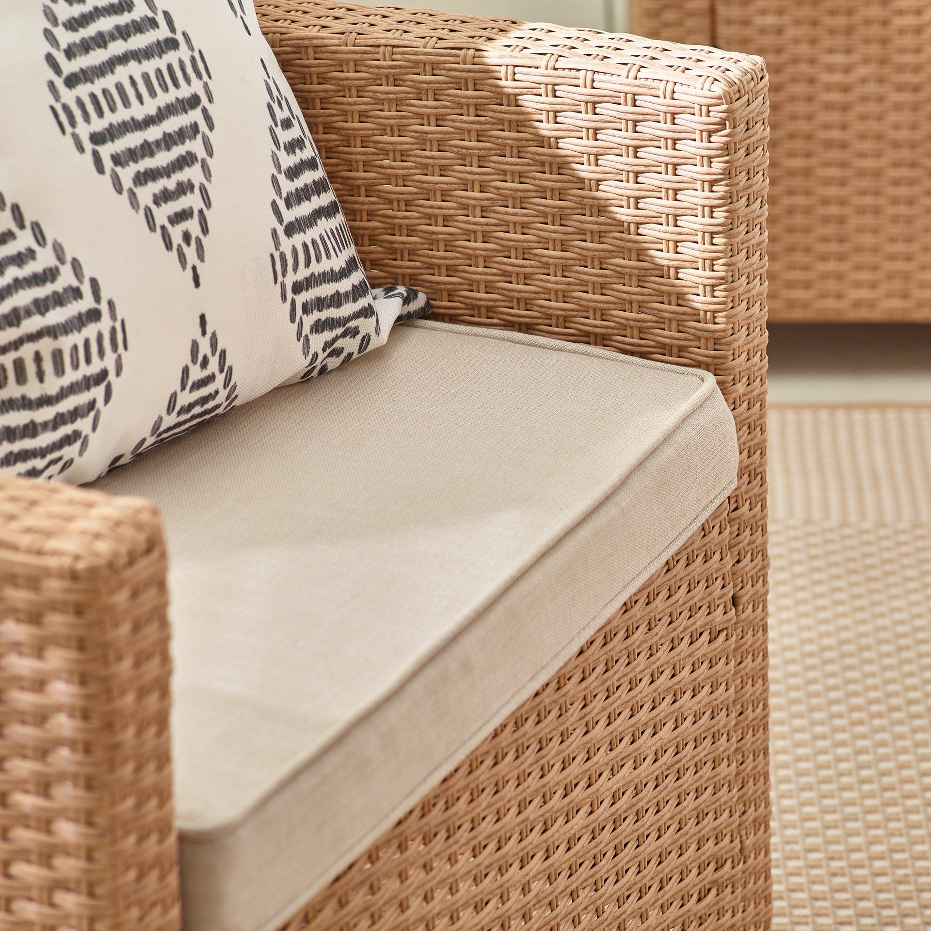 Arizona Beige Rattan 4 Seat Garden Sofa | Outdoor Furniture