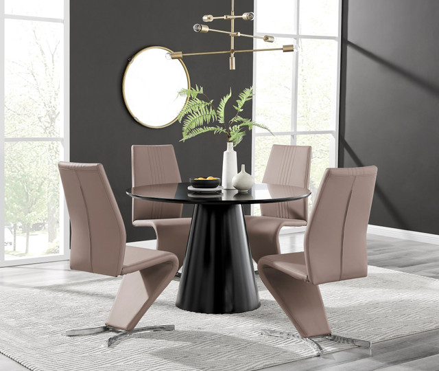 Palma Black Semi Gloss Round Dining Table & 4 Willow Chairs ...