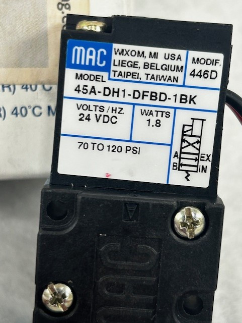 MAC 45A-DH1-DFBD-1BK 4/2-way single direct solenoid poppet valve