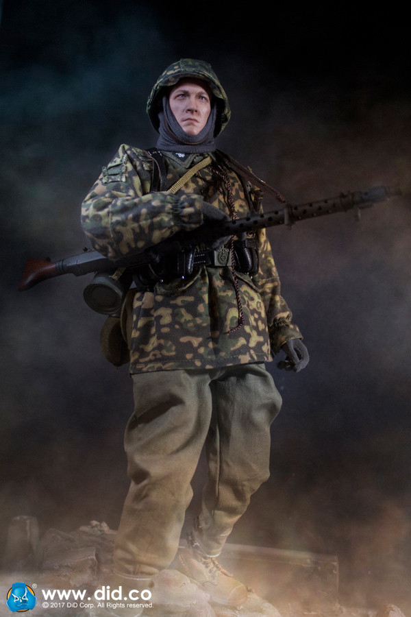 DID - 3rd SS-Panzer-Division MG34 Gunner Version C - Curtis