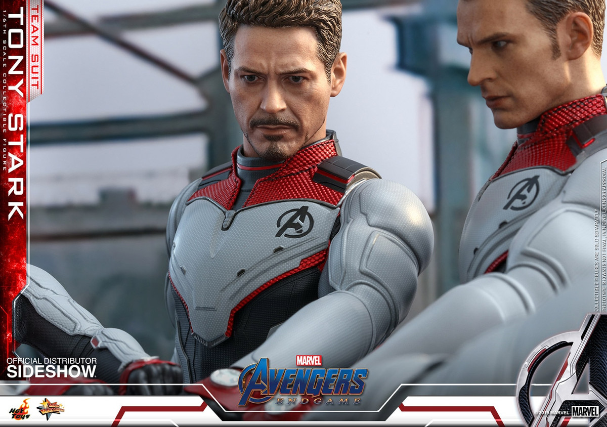 Hot Toys Avengers Endgame: Tony Stark (Team Suit)