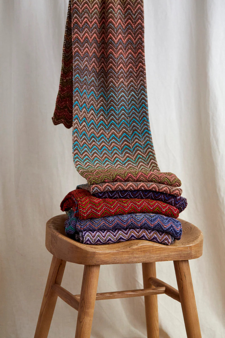 Urth Yarns ZickZack Scarf Kit