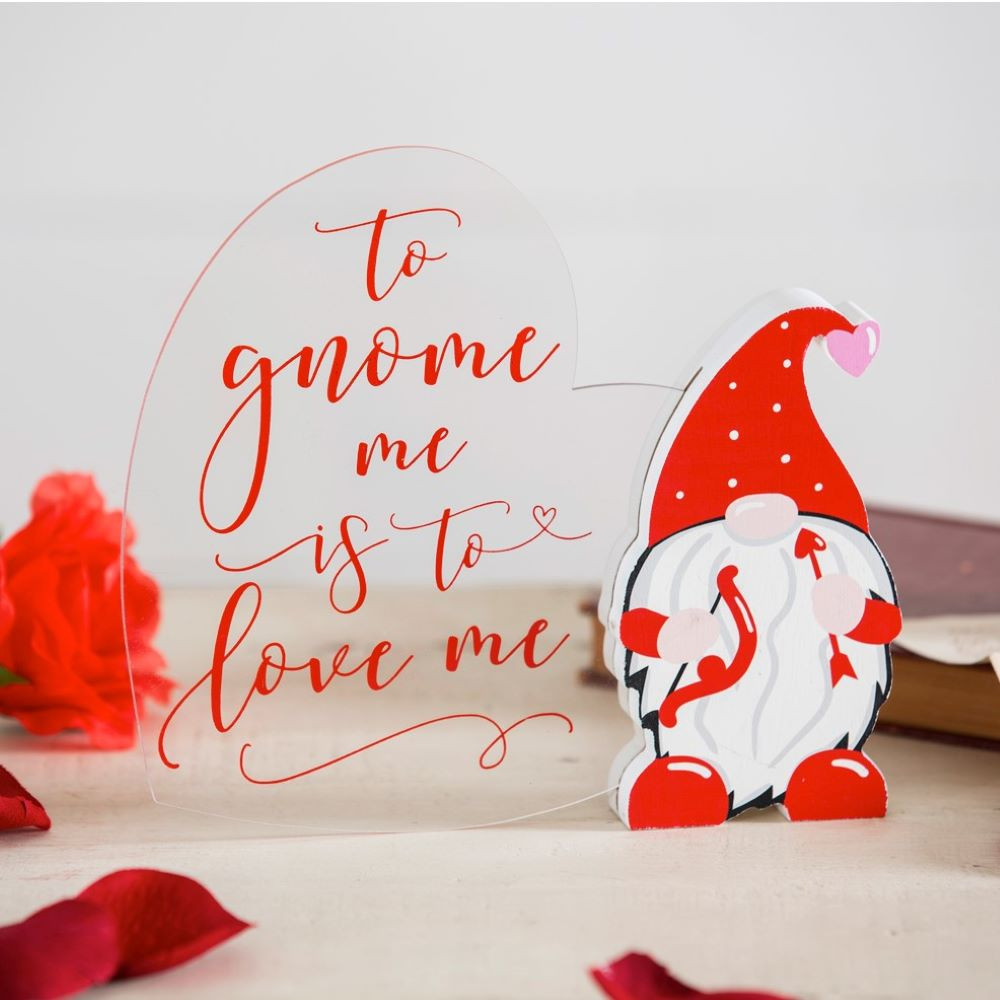 Valentine Gnome Table Décor