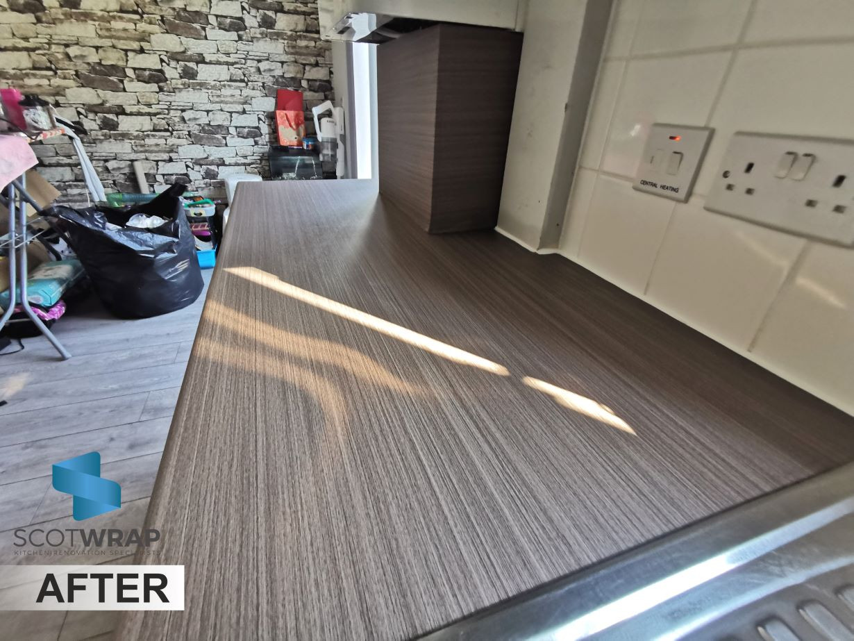 WEATHERED LARCH WOOD WLW70 - Premium Architectural Vinyl Wrap