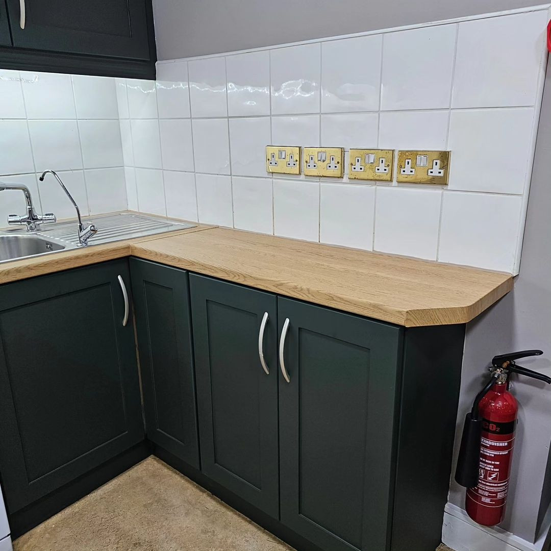 GOLDEN OAK WOOD GOW59 - Premium Architectural Vinyl Wrap