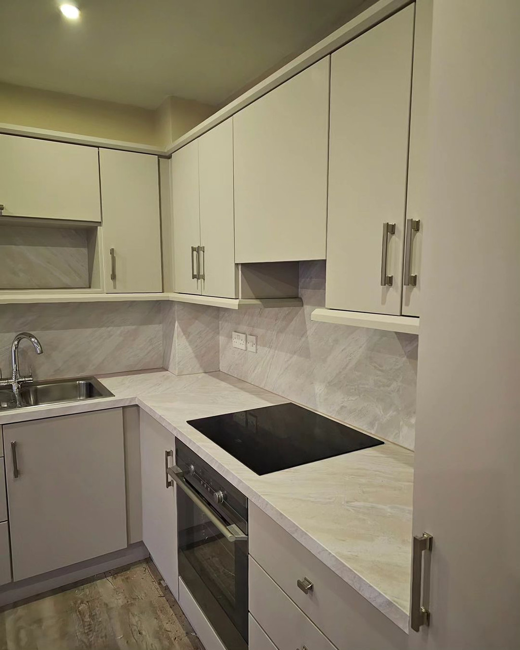 CREMA MARBLE CM302 - Premium Architectural Vinyl Wrap