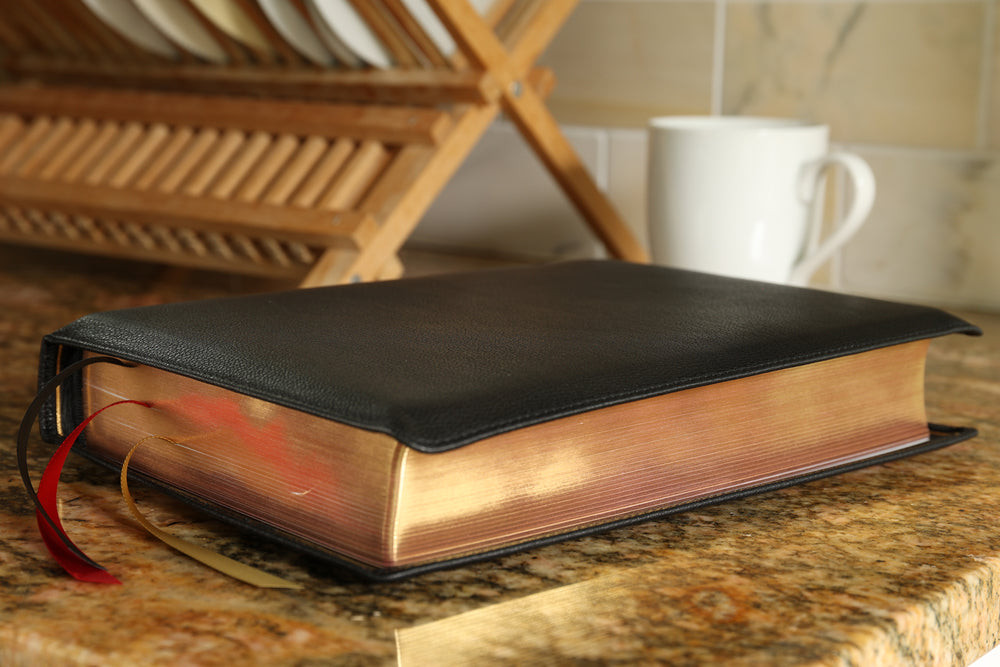 KJV Thompson Chain Reference Bible - Premier Collection - Black ...