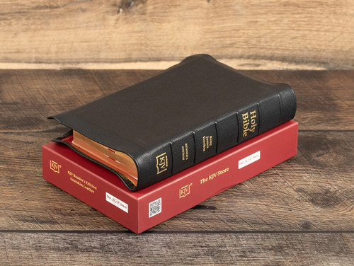 The KJV Store Reader's Edition Bible with Sacred Syntax™