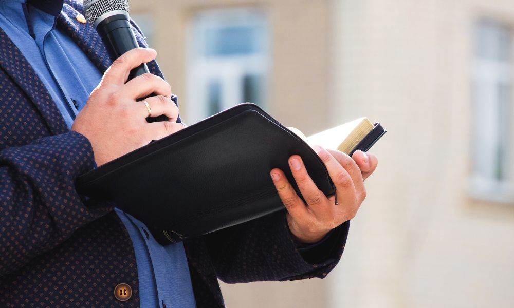 Top Tips for Preparing Your First Sermon - The KJV Store