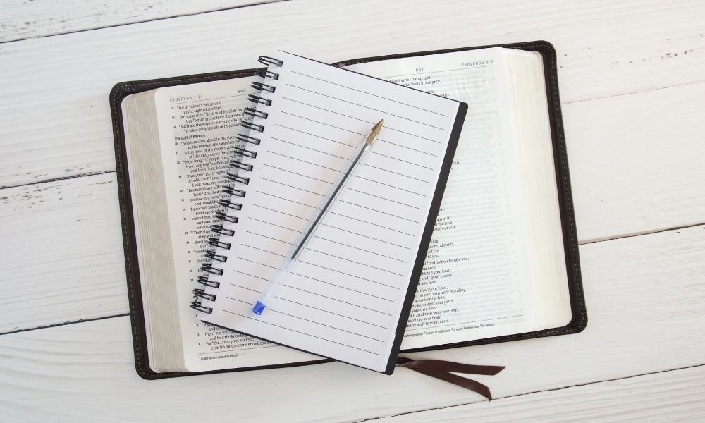 Tips for Reading the Bible for the First Time - The KJV Store