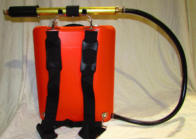 5 Gallon Poly Back Pack Tank - Safety Supplies Canada