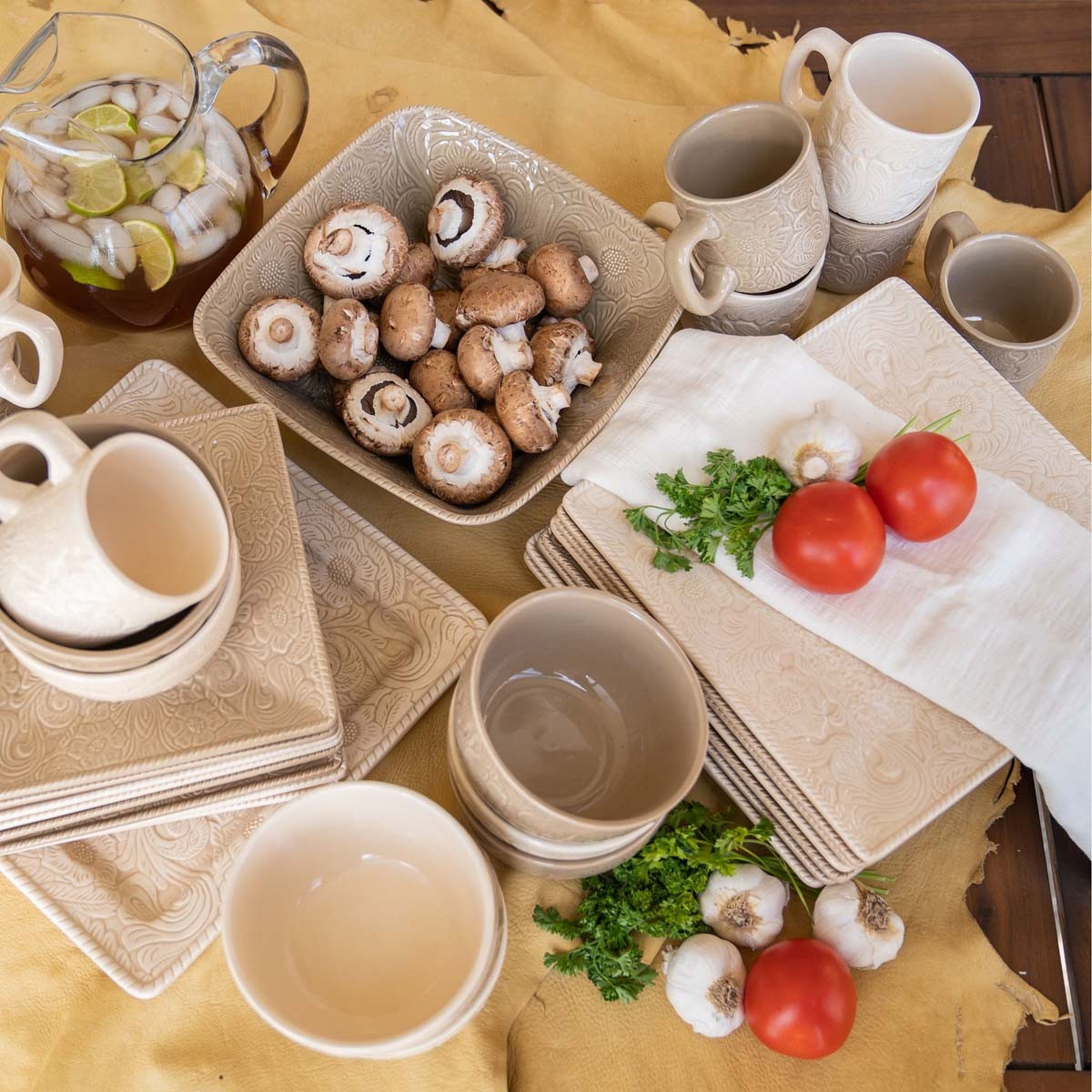 Rustic Dinnerware: 16-Piece Savannah Cream Dinnerware Set | Lone Star ...